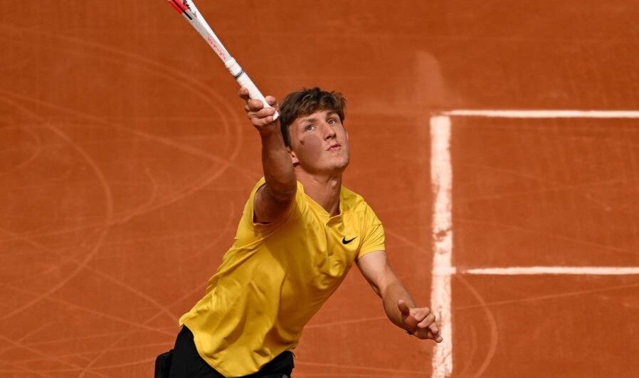 Vink channels Nadal and Schroder shakes off clay rust at Roland Garros ...